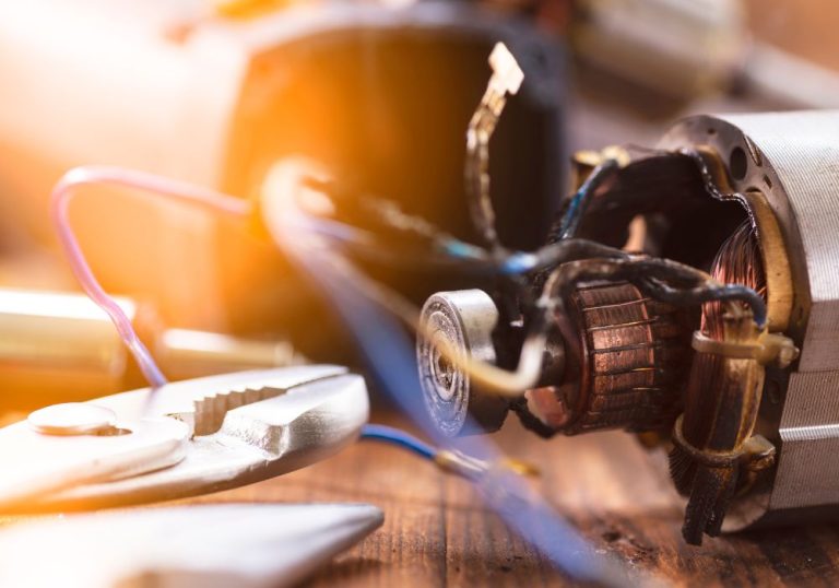 Loud Electrical Popping Sounds In My House - HomeVib